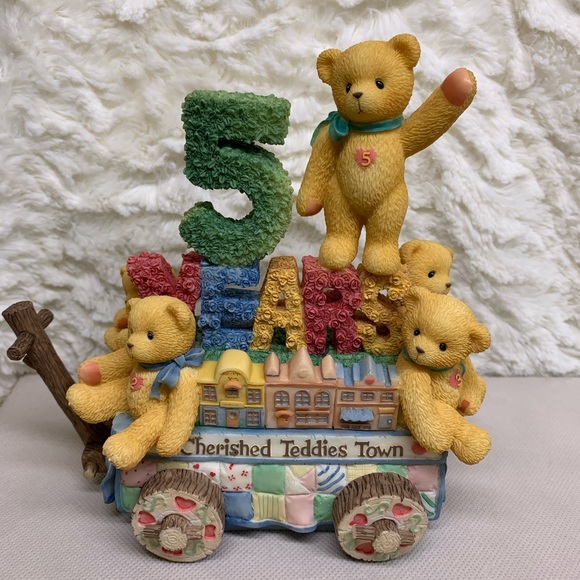Cherished Teddies | Accents | Cherished Teddies Five Teddies On A Float ...